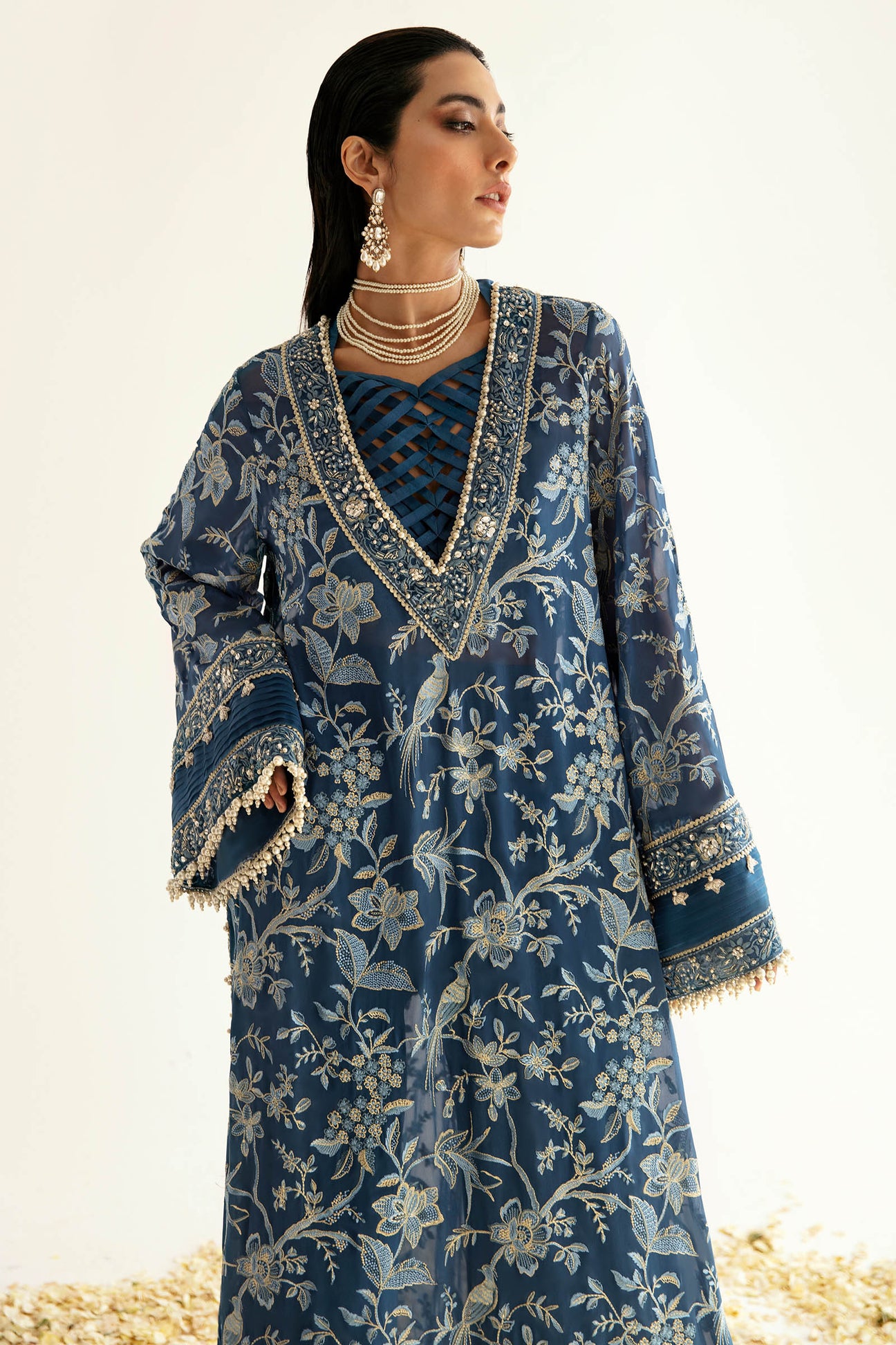 NEW ARRIVALS– ELAN